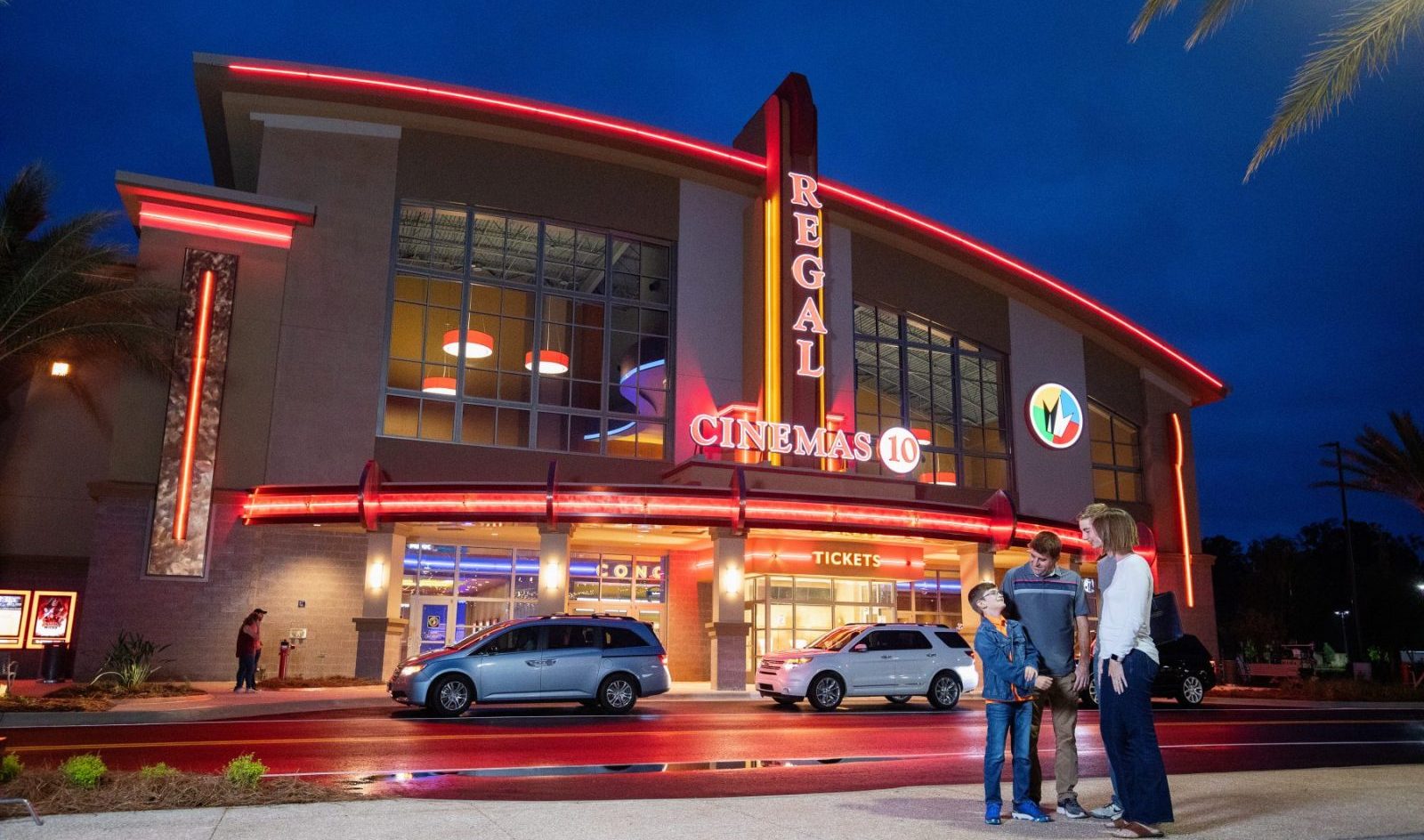 City Living, Dining & Shopping in Gainesville, FL - Celebration Pointe